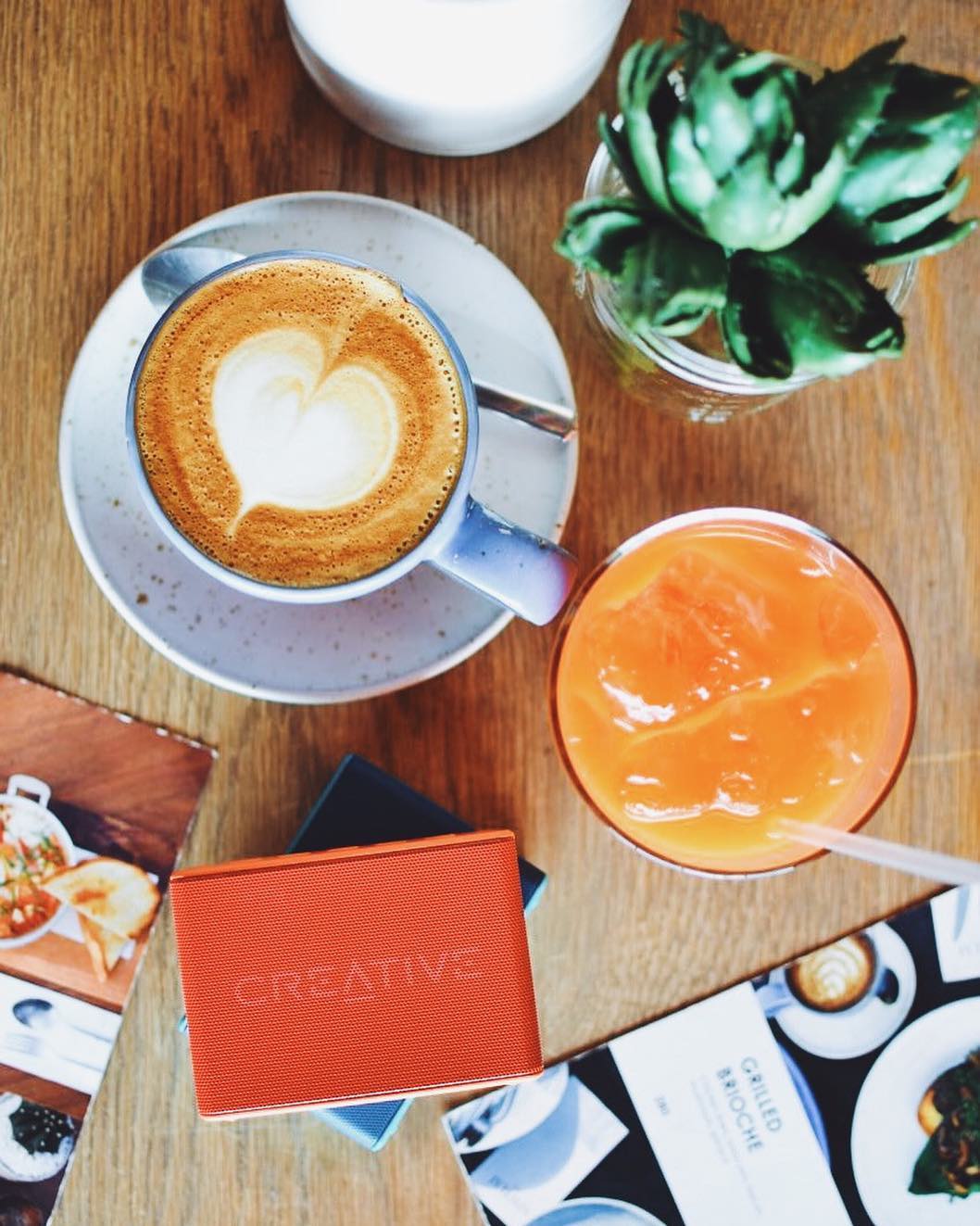 Creative MUVO 2c - Palm-sized Water-resistant Bluetooth® Speaker ...